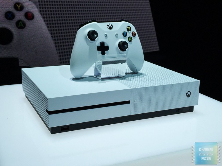 Microsoft Kinect Xbox One S i2HARD