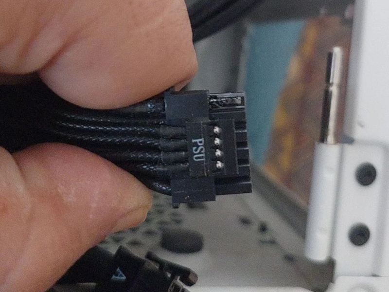 Зафиксирован первый случай плавления 12V-2x6 у GeForce RTX 5080 — i2HARD