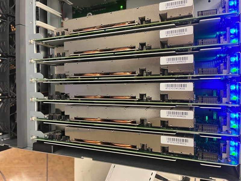 На вторичном рынке появились видеокарты AMD BC-250 на основе APU от ...