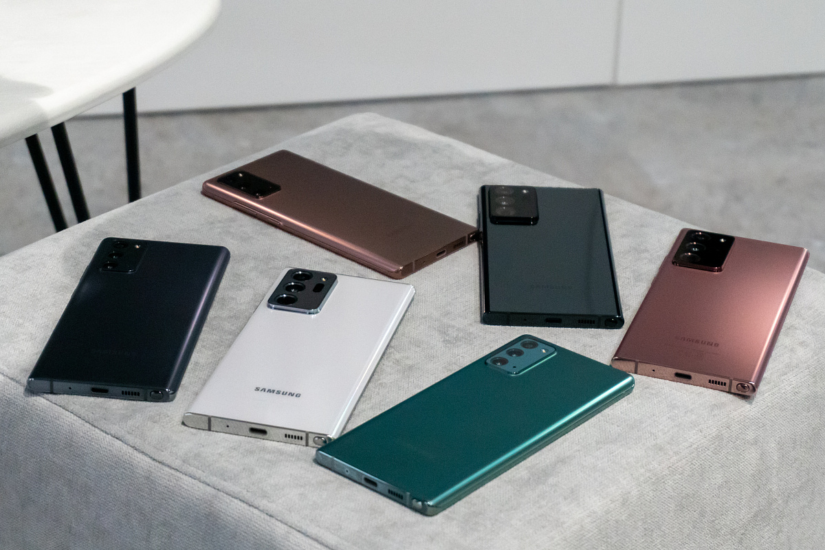 Большая премьера: Samsung показала новые смартфоны, планшеты и часы ...