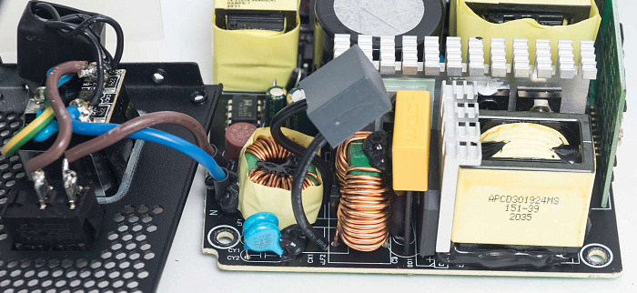 Обзор и тестирование блока питания SilverStone ST45SF v 3.0 — i2HARD